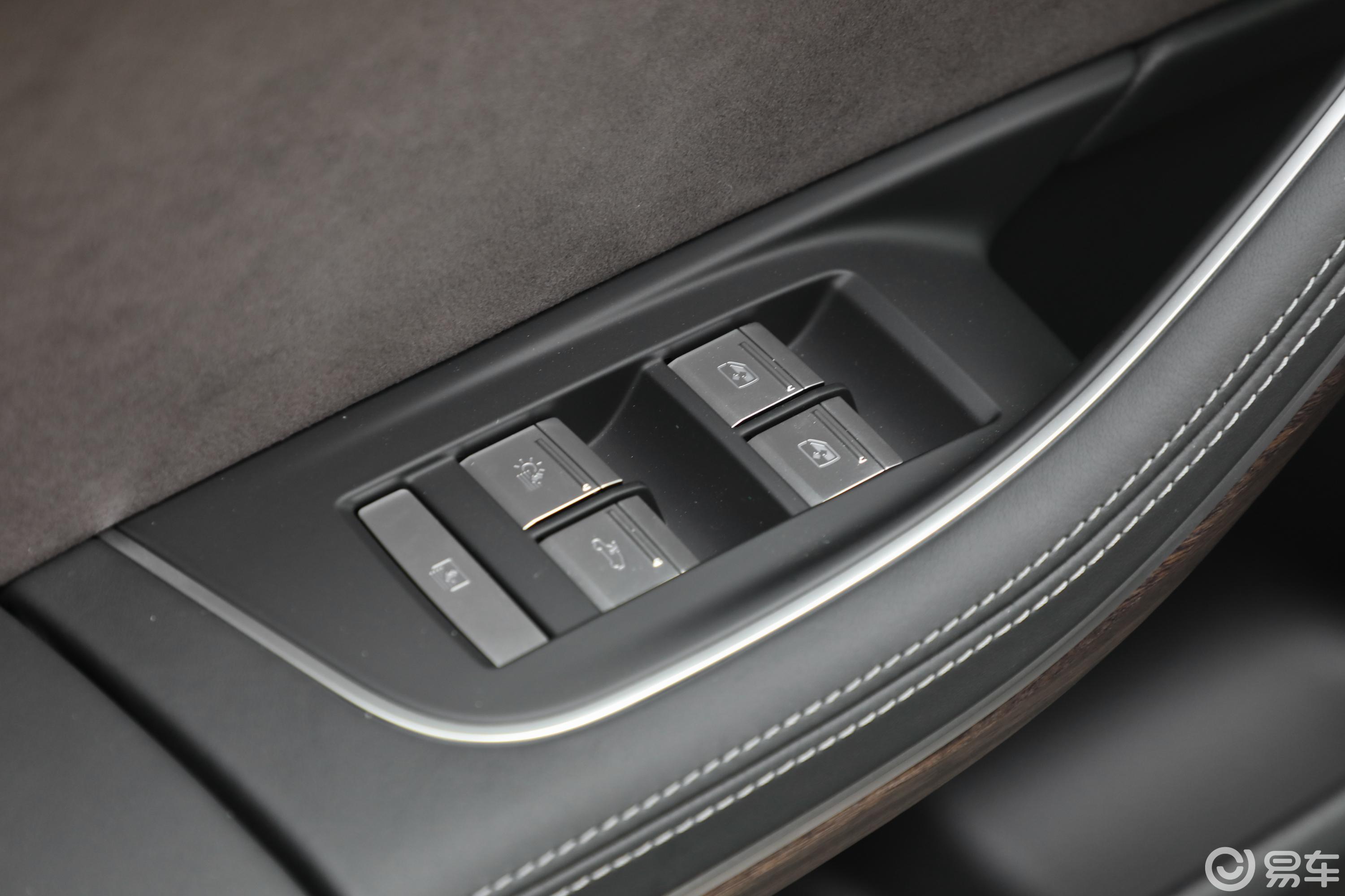 【奥迪A8改款 A8L 55 TFSI quattro 旗舰型后车窗调节图片-汽车图片大全】-易车