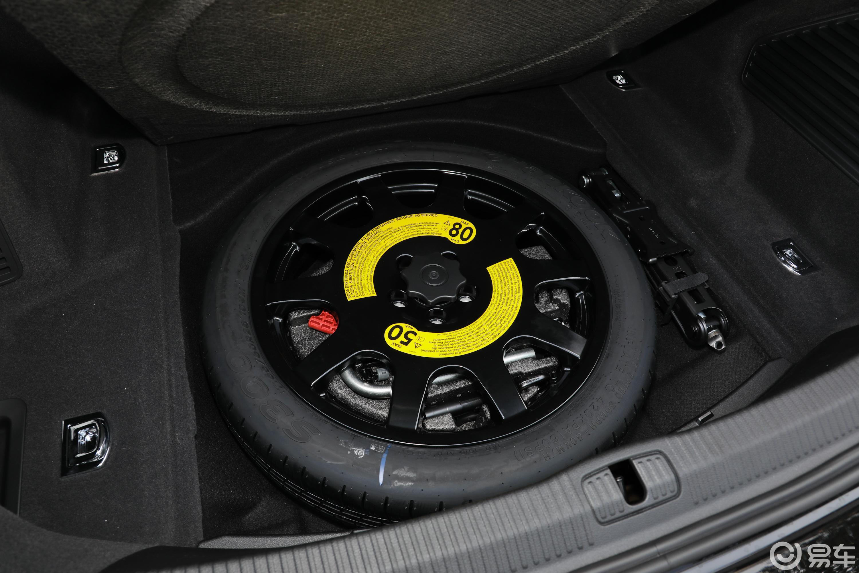 【奥迪A8改款 A8L 55 TFSI quattro 旗舰型备胎图片-汽车图片大全】-易车