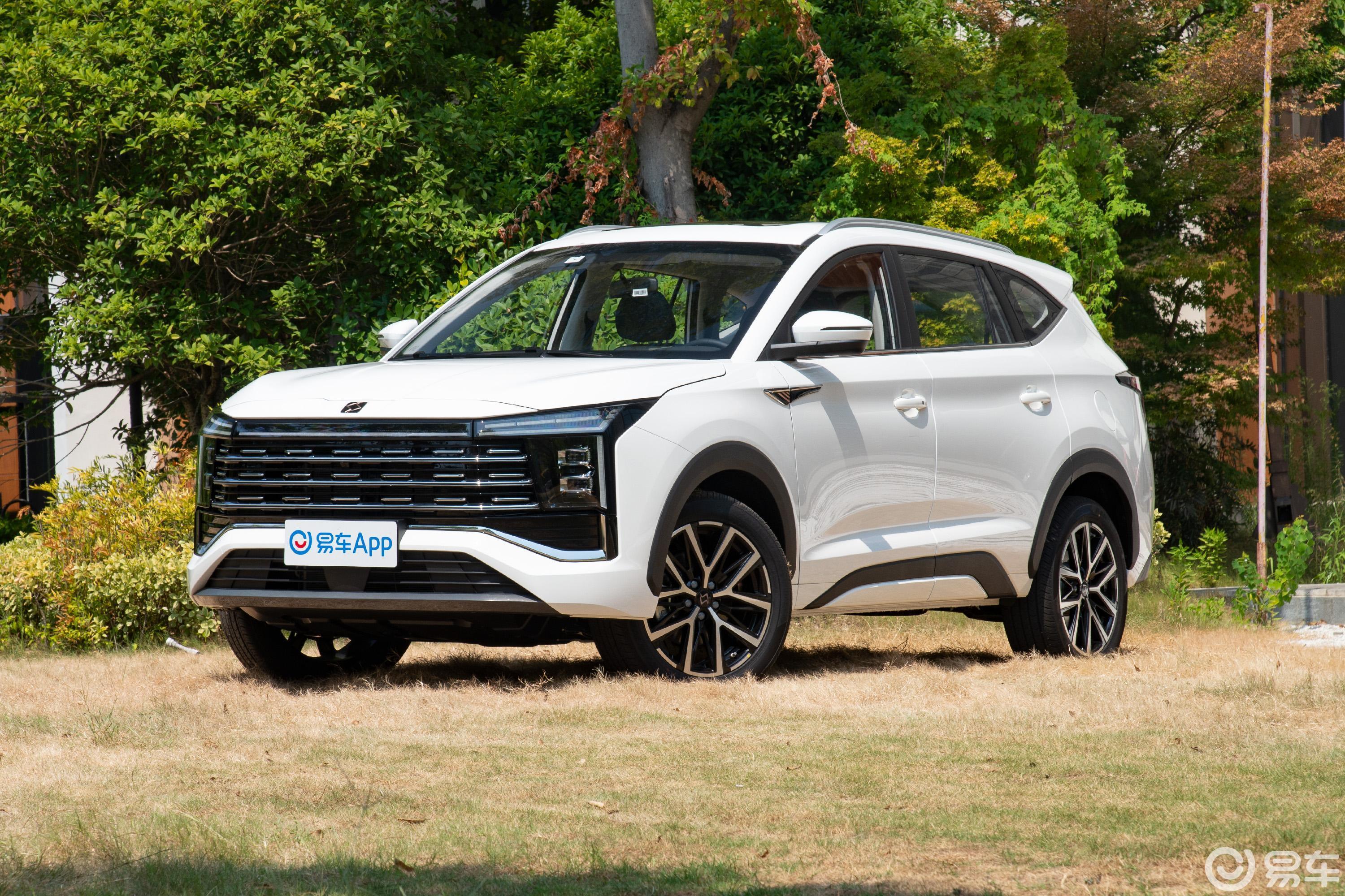 【思皓X8 PLUS1.5T 双离合智家版 7座侧前45度车头向左水平图片-汽车图片大全】-易车