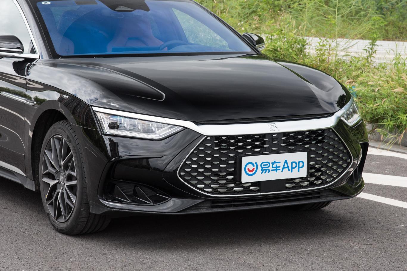 【汉DM-p 1.5T 202km 四驱旗舰型前格栅侧俯拍图片-汽车图片大全】-易车