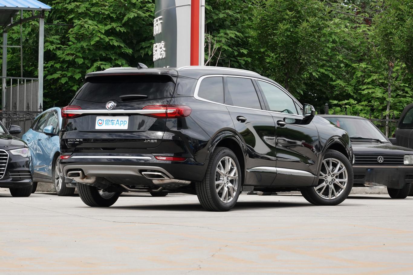 【昂科旗652T 四驱尊享旗舰型 6座侧后45度车头向右水平图片-汽车图片大全】-易车