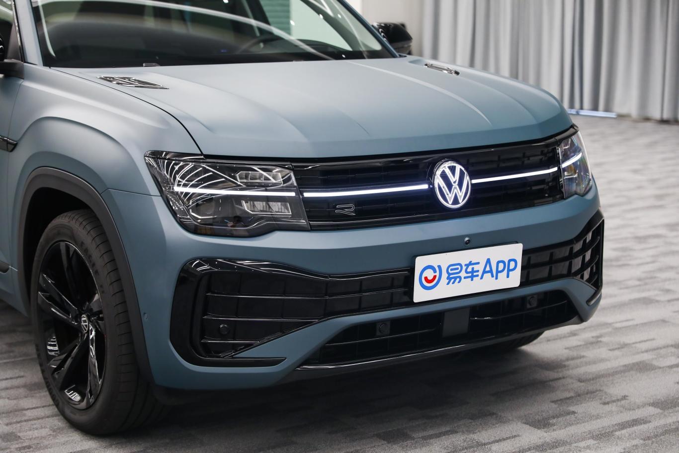 【途昂X380TSI 四驱青云限定版前格栅侧俯拍图片-汽车图片大全】-易车