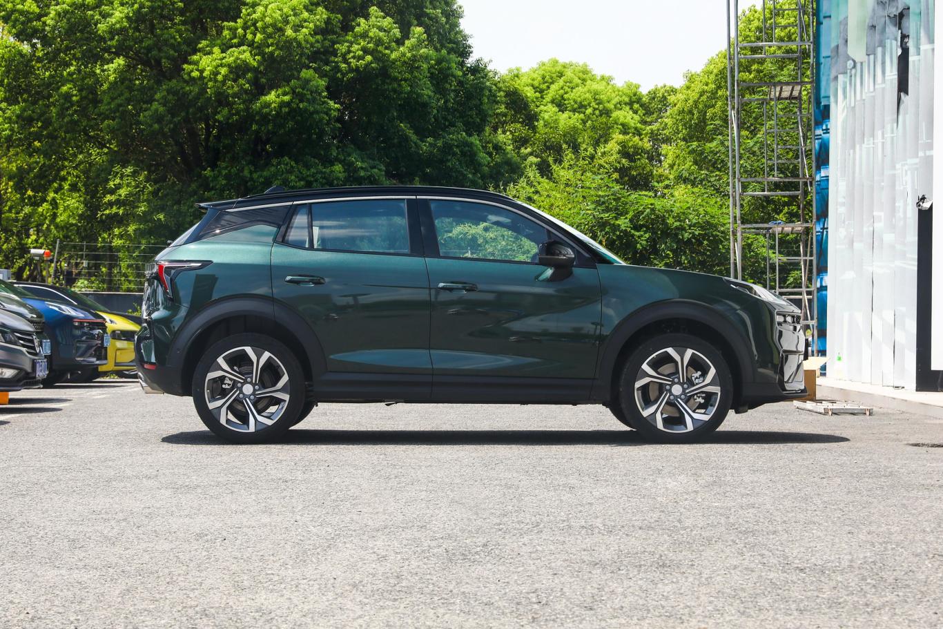 【领克06Remix 1.5T Hero正侧车头向右水平图片-汽车图片大全】-易车