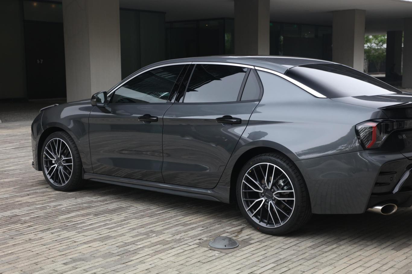 【领克032.0T T5 双离合两驱劲Halo 5座外观细节图片-汽车图片大全】-易车