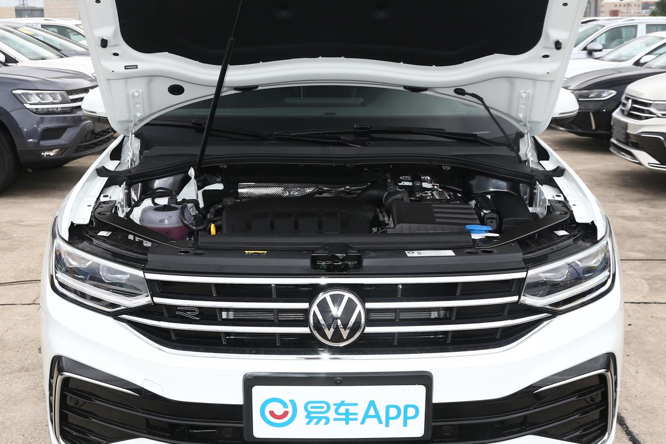 【途观L330TSI 两驱R-Line越享版 5座前舱整体图片-汽车图片大全】-易车