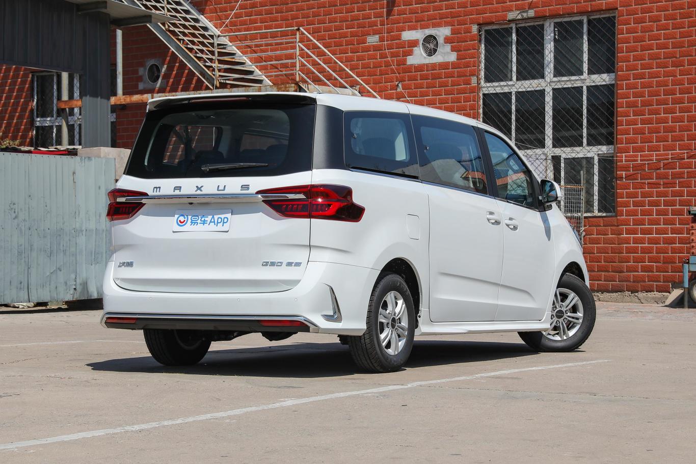 【大通G20ES 2.0T 自动超值版 汽油侧后45度车头向右水平图片-汽车图片大全】-易车