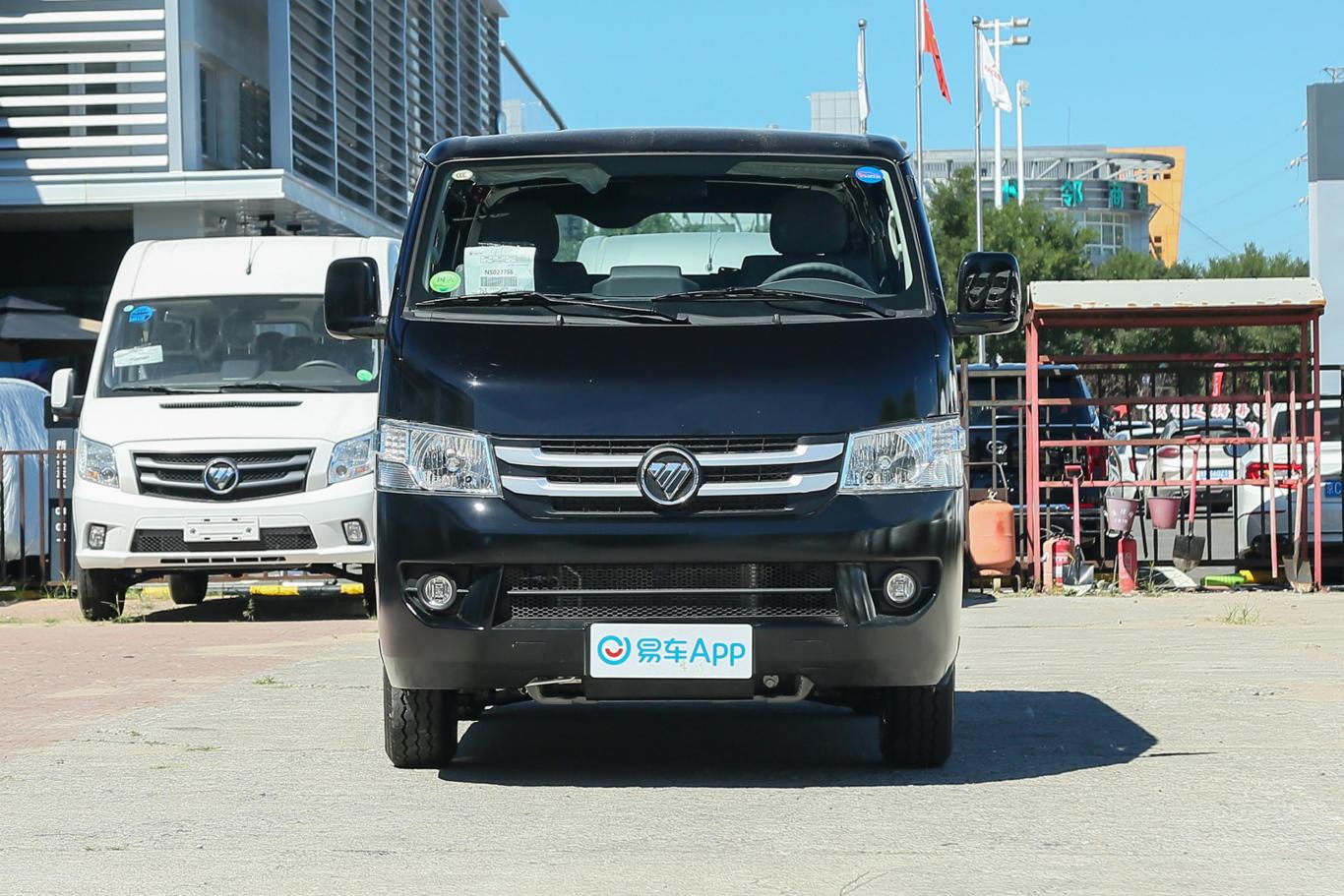 【风景G7商运版 2.4L 短轴低顶明窗 10座 汽油正前水平图片-汽车图片大全】-易车