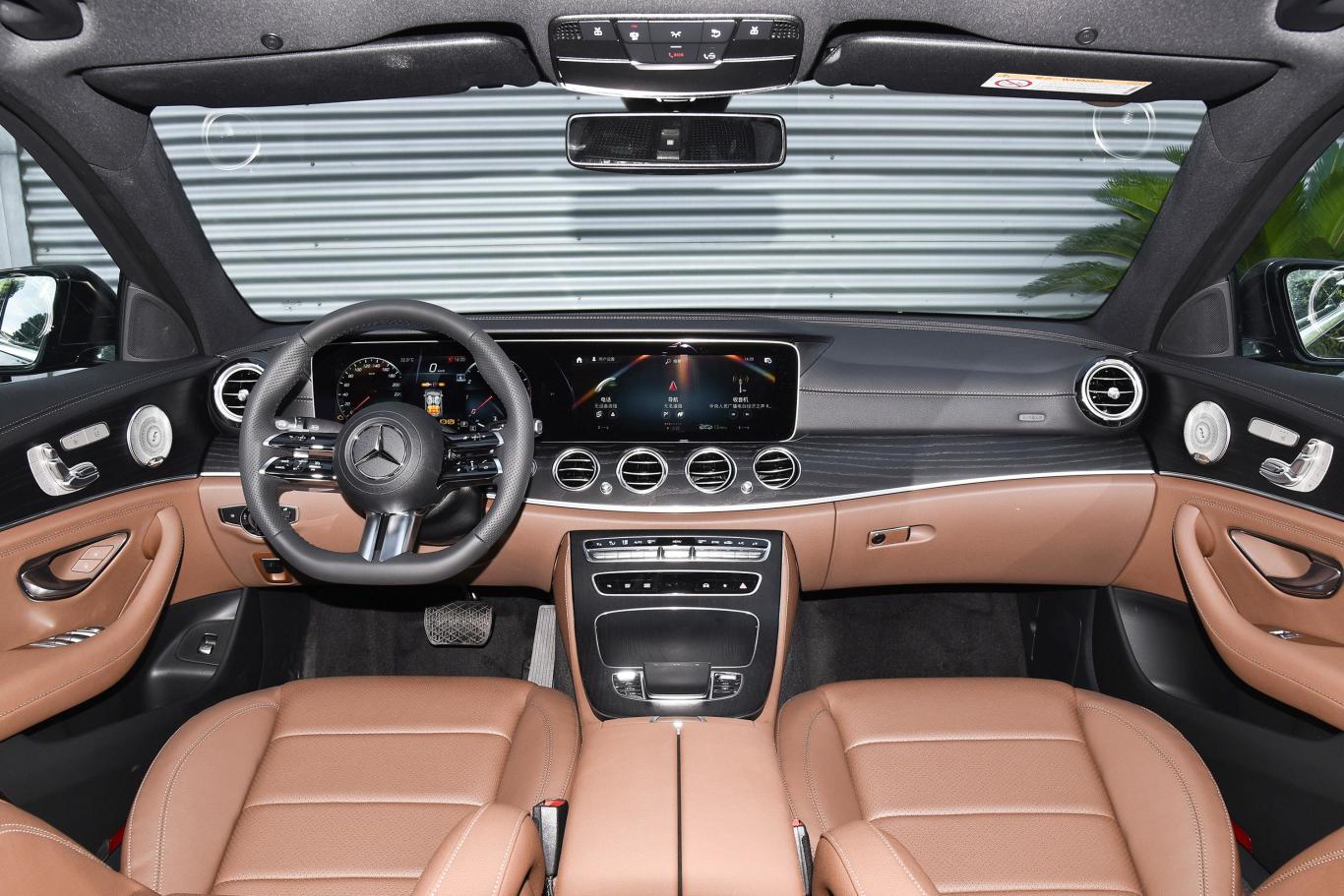 【奔驰E级E 300 L 运动豪华型内饰全景正拍图片-汽车图片大全】-易车