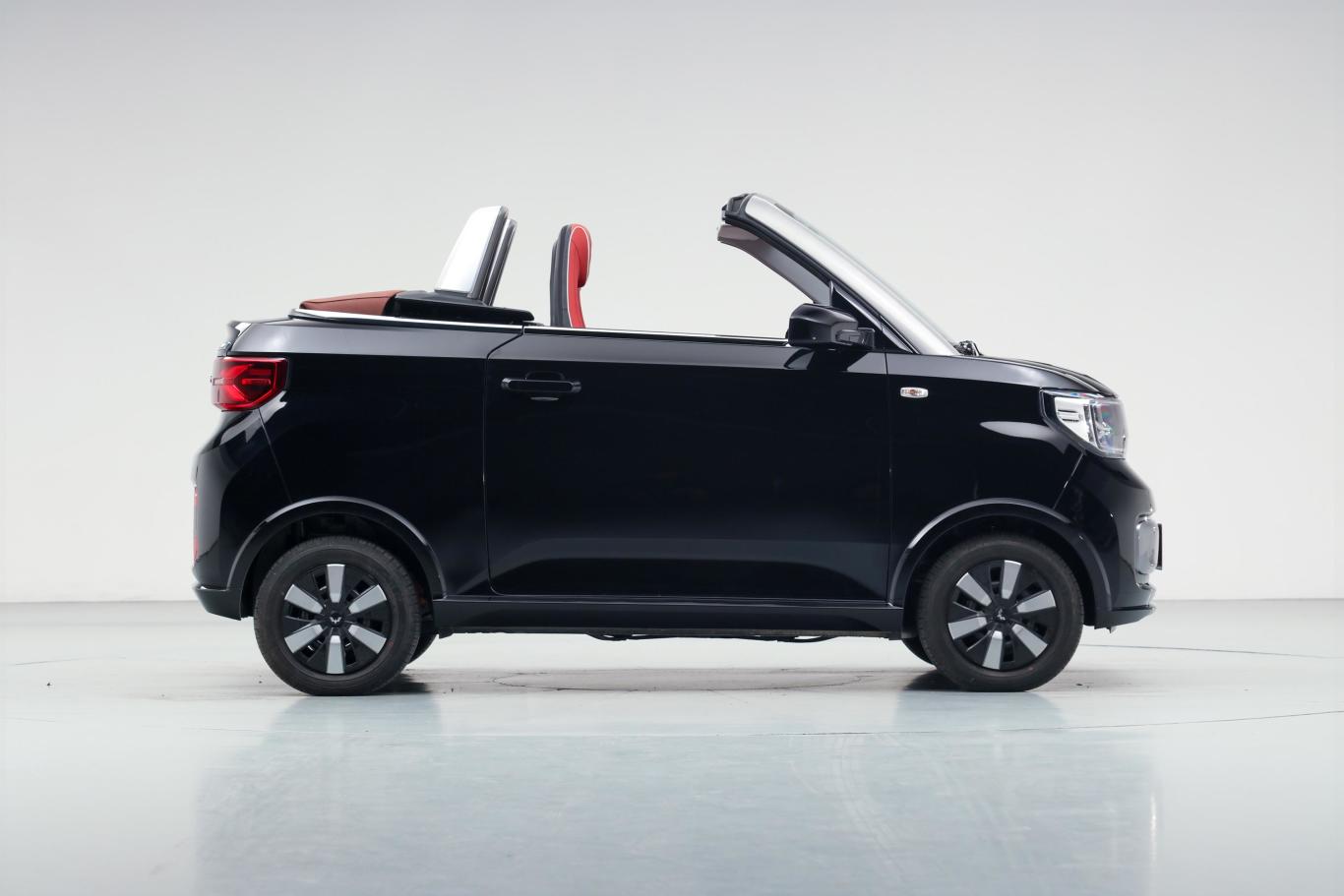 【宏光MINIEV敞篷版 280km 磷酸铁锂空间图片-汽车图片大全】-易车