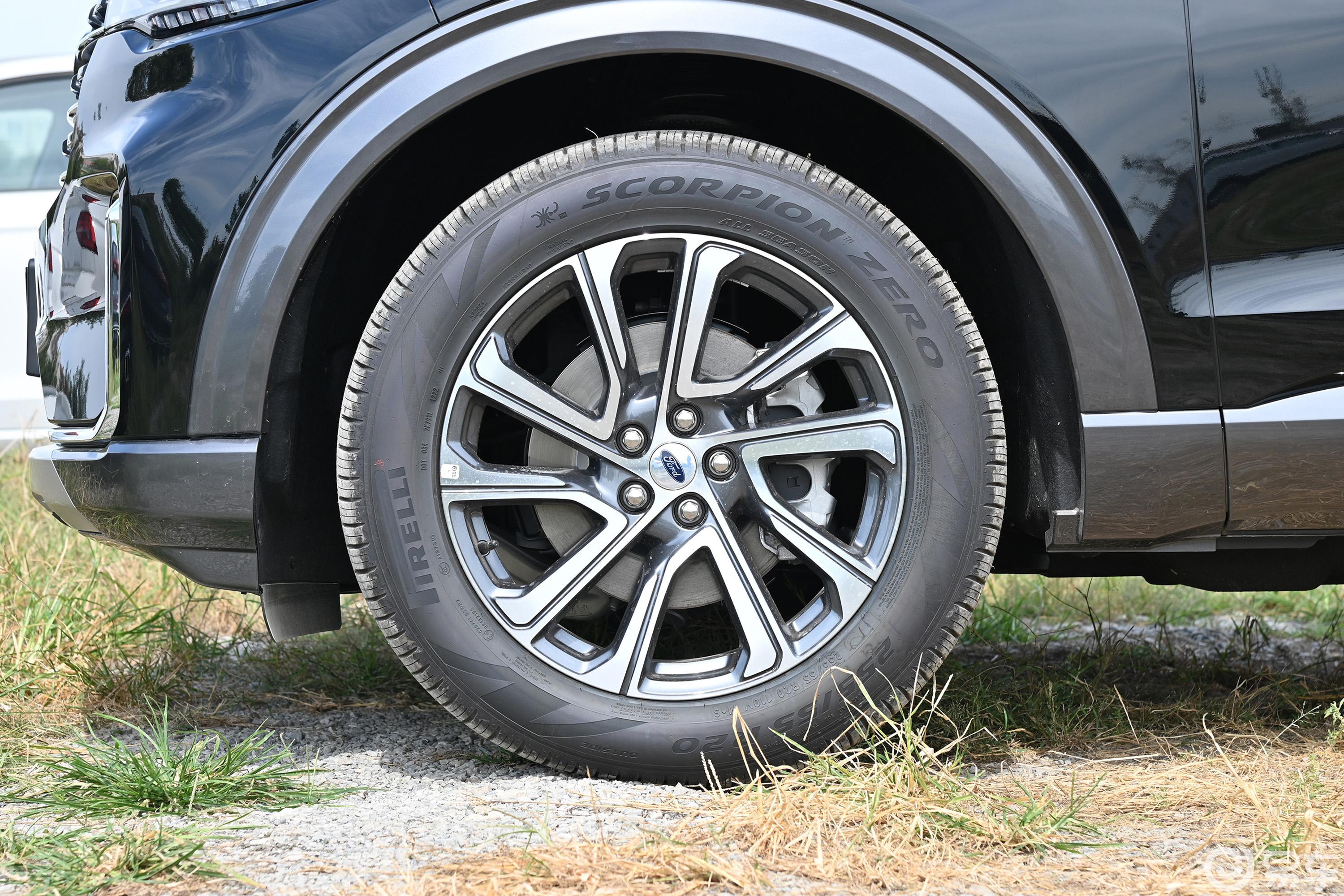 【探险者EcoBoost 285 四驱风尚plus版 7座前轮毂造型图片-汽车图片大全】-易车