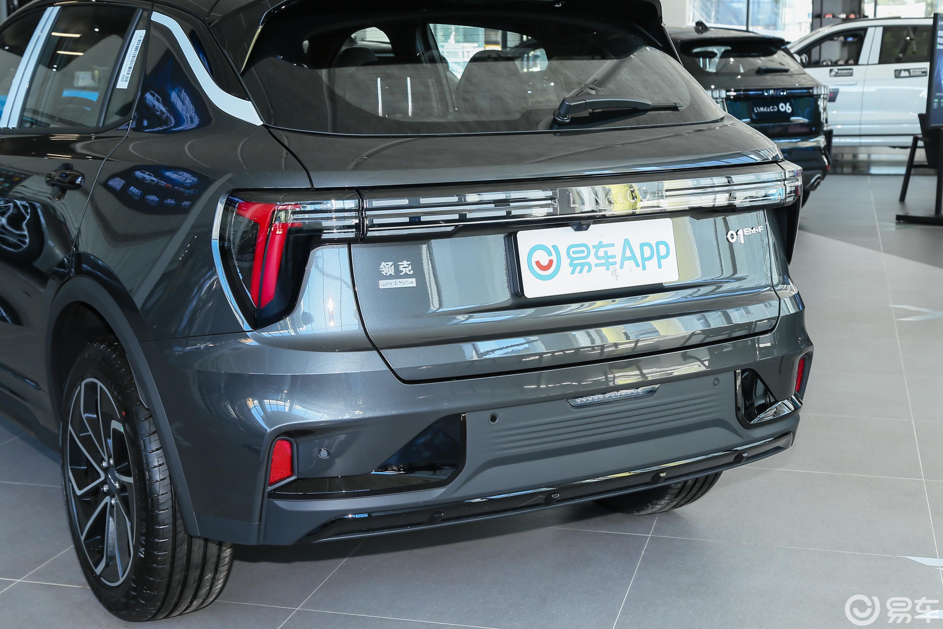 【领克01EM-F 1.5T 两驱AM外观图片-汽车图片大全】-易车