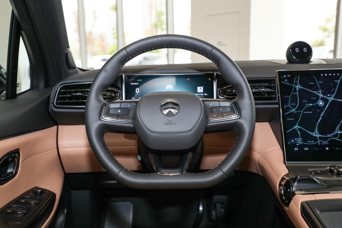 【蔚来ES6455km 运动版 75kWh方向盘图片-汽车图片大全】-易车