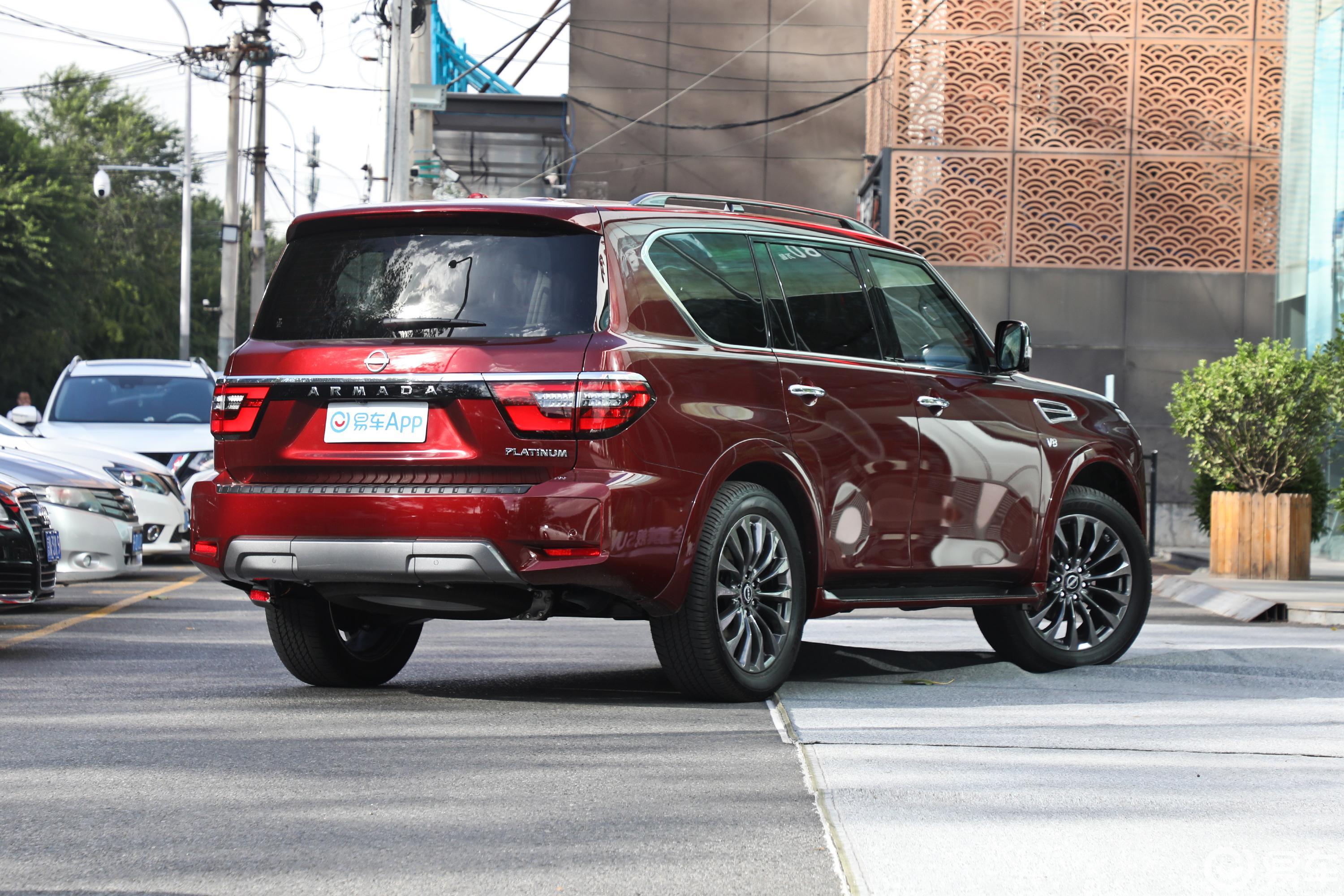 【途乐北美版 5.6L 无敌舰队旗舰版侧后45度车头向右水平图片-汽车图片大全】-易车