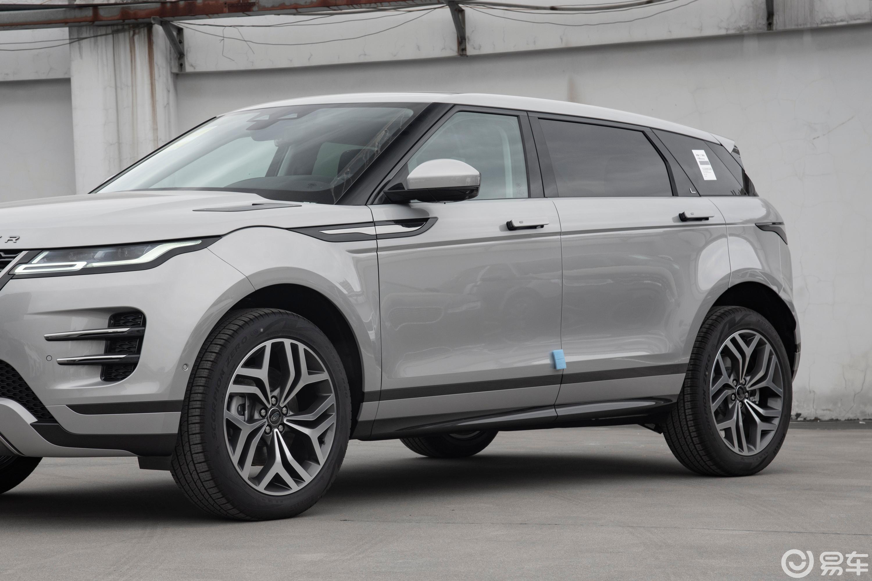 【揽胜极光极光L 249PS R-Dynamic HSE 奢享版外观图片-汽车图片大全】-易车