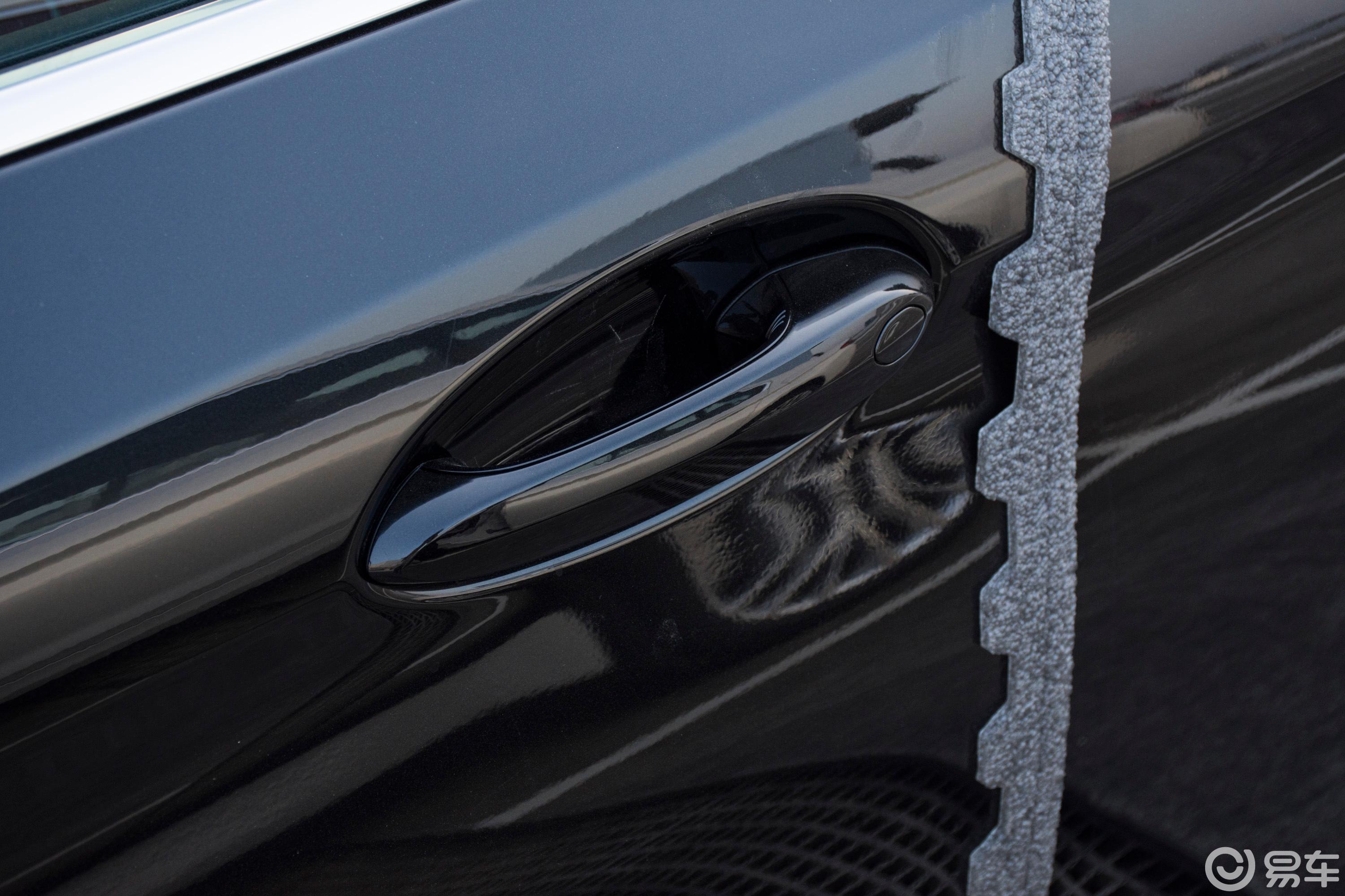 【宝马5系 插电混动改款二 535Le 豪华套装驾驶员侧后门把手图片-汽车图片大全】-易车