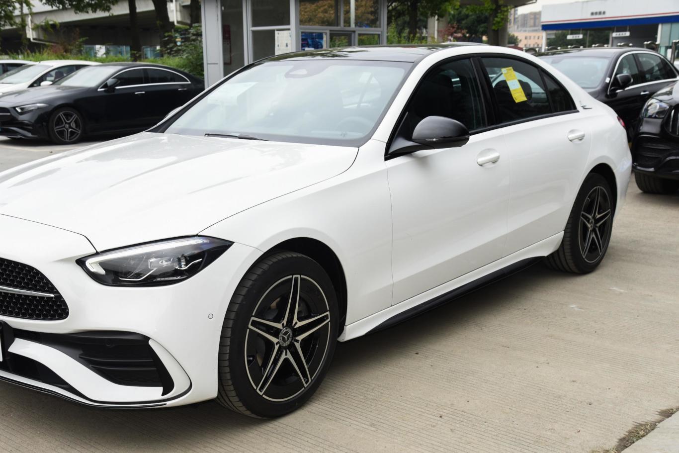 【奔驰C级C 260 L 皓夜运动版外观细节图片-汽车图片大全】-易车