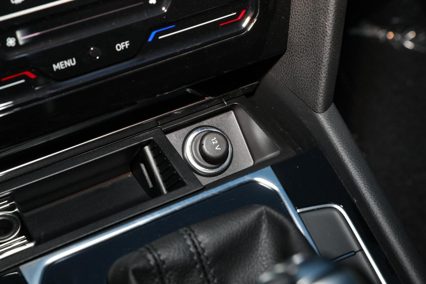 【迈腾200万辆纪念版 330TSI 领先型中控图片-汽车图片大全】-易车