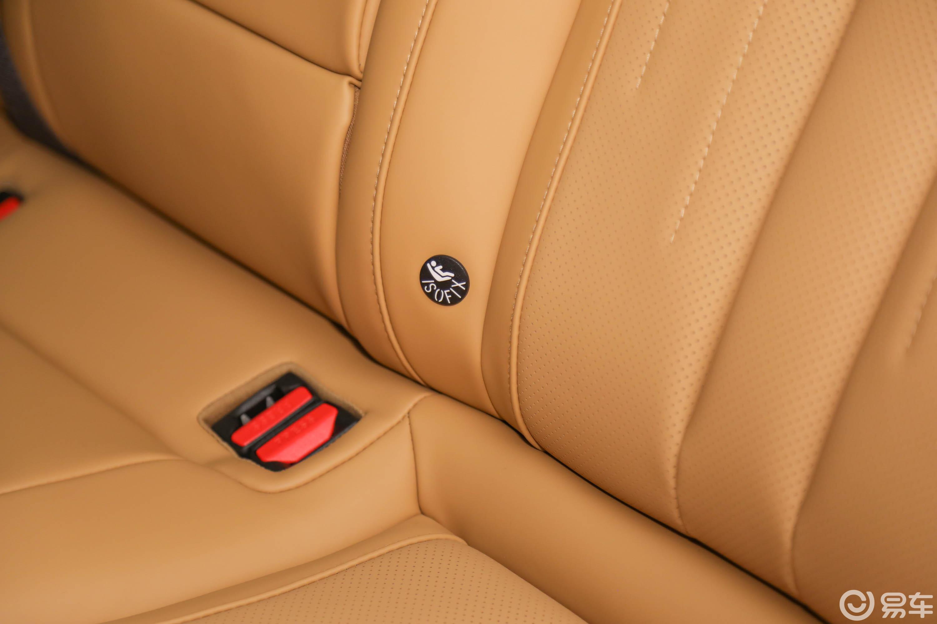 【星越L 增程电动版Hi·P 1.5T 245km 旗舰型儿童座椅接口图片-汽车图片大全】-易车