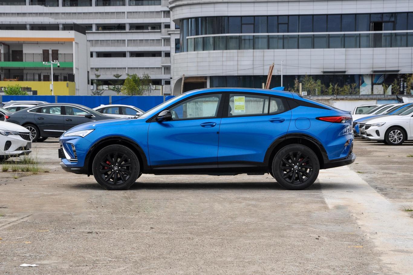 【昂扬GS 1.5T 潮燃版正侧车头向左水平图片-汽车图片大全】-易车