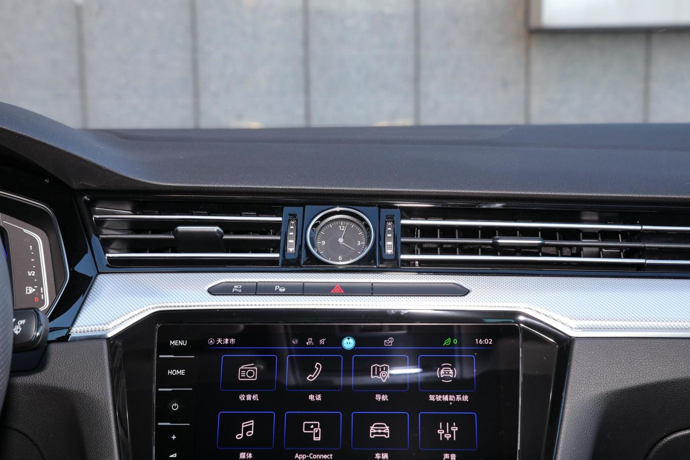 【迈腾200万辆纪念版 380TSI 旗舰型中控图片-汽车图片大全】-易车