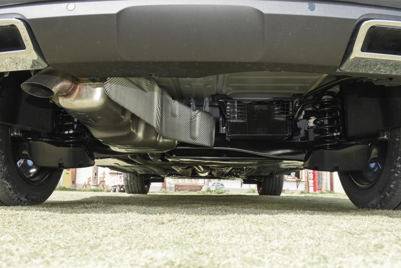 【标致5008400THP 真爱版 5座后悬架整体图片-汽车图片大全】-易车