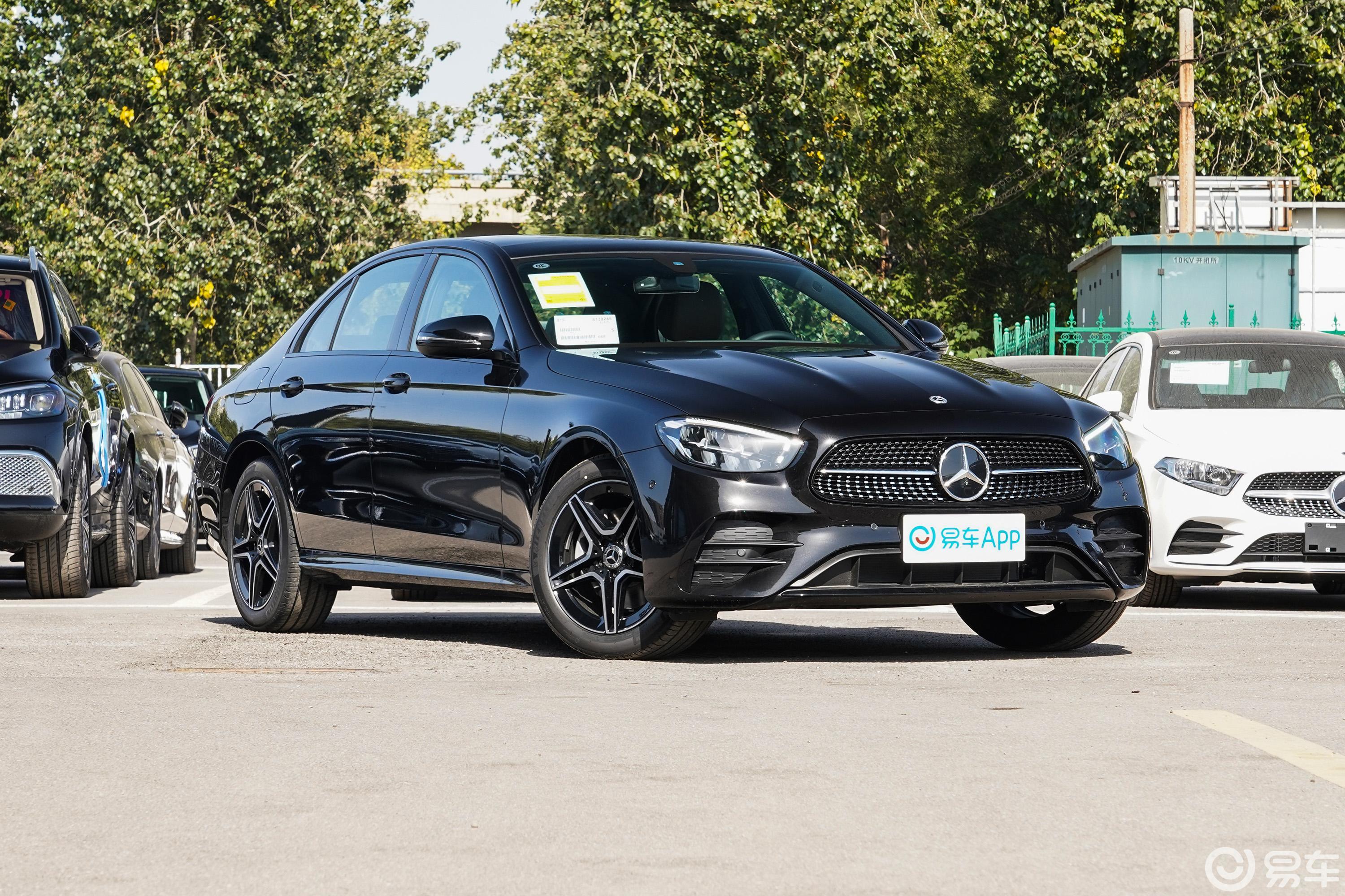 【奔驰E级(进口)E 260 时尚型运动版侧前45度车头向右水平图片-汽车图片大全】-易车