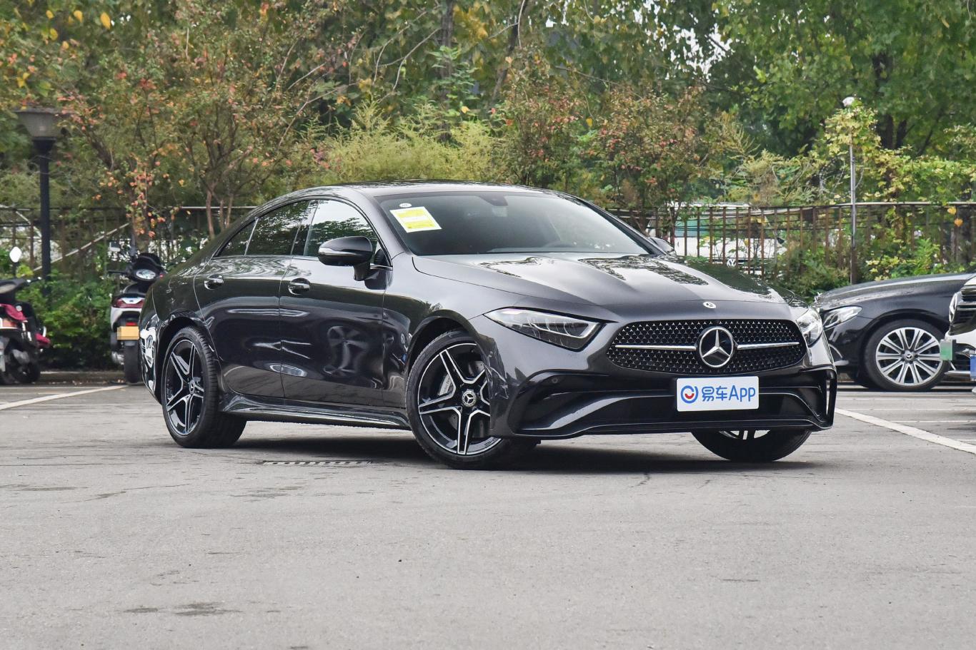 【奔驰CLSCLS 300 动感型侧前45度车头向右水平图片-汽车图片大全】-易车