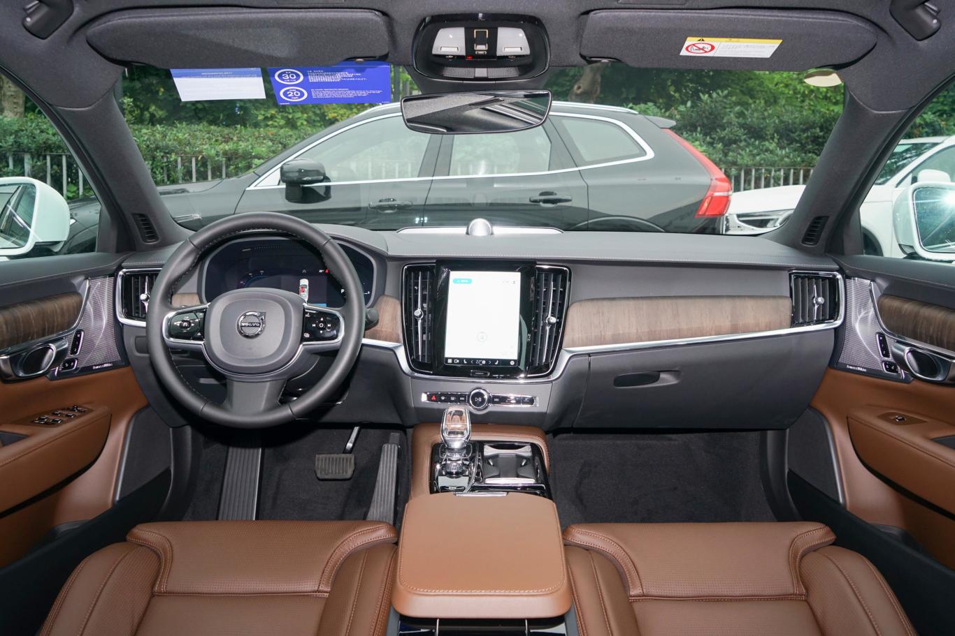 【沃尔沃S90 RECHARGET8 长续航 智雅豪华版内饰全景正拍图片-汽车图片大全】-易车