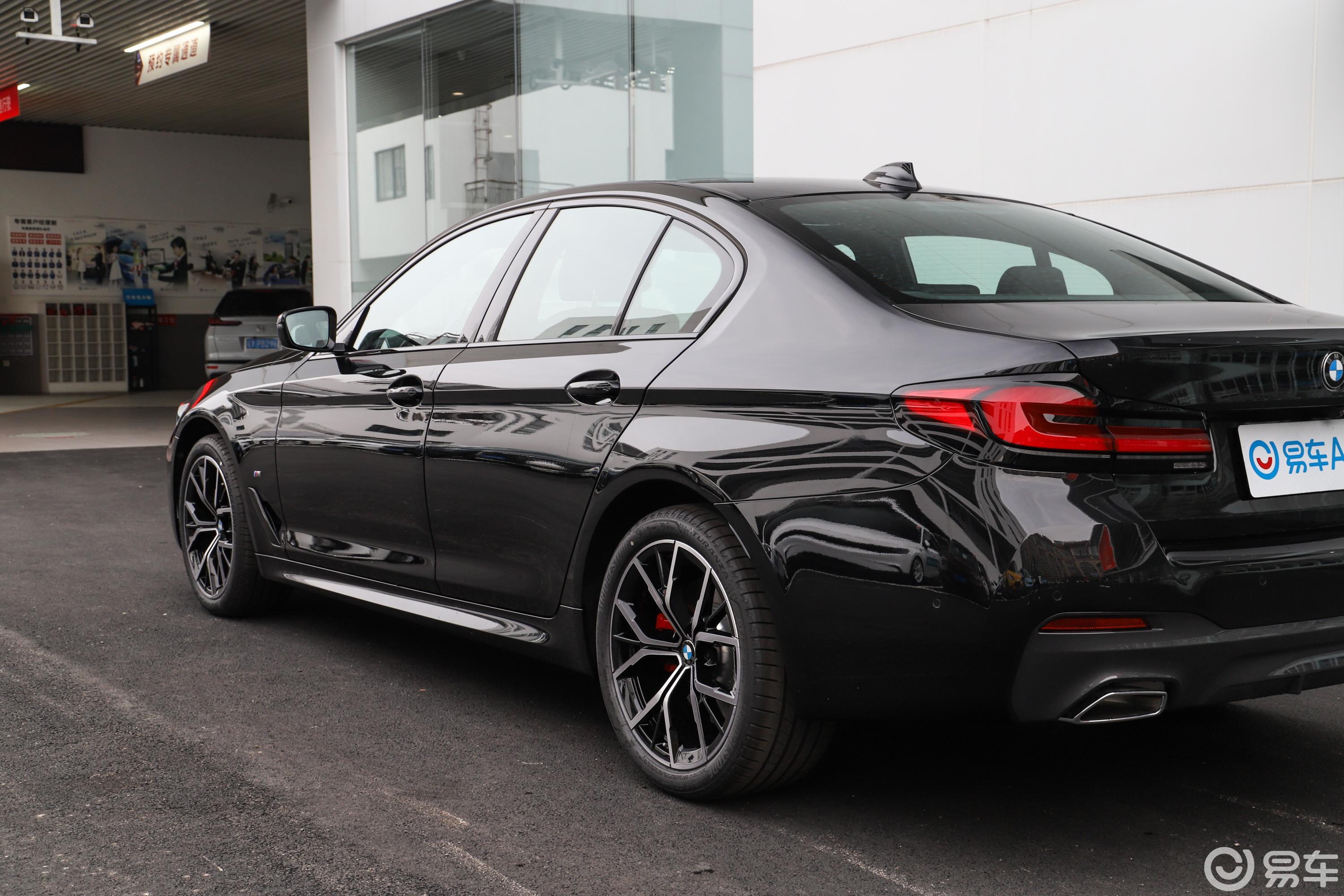 【宝马5系(进口)改款二 530i 风尚版 M运动套装外观细节图片-汽车图片大全】-易车