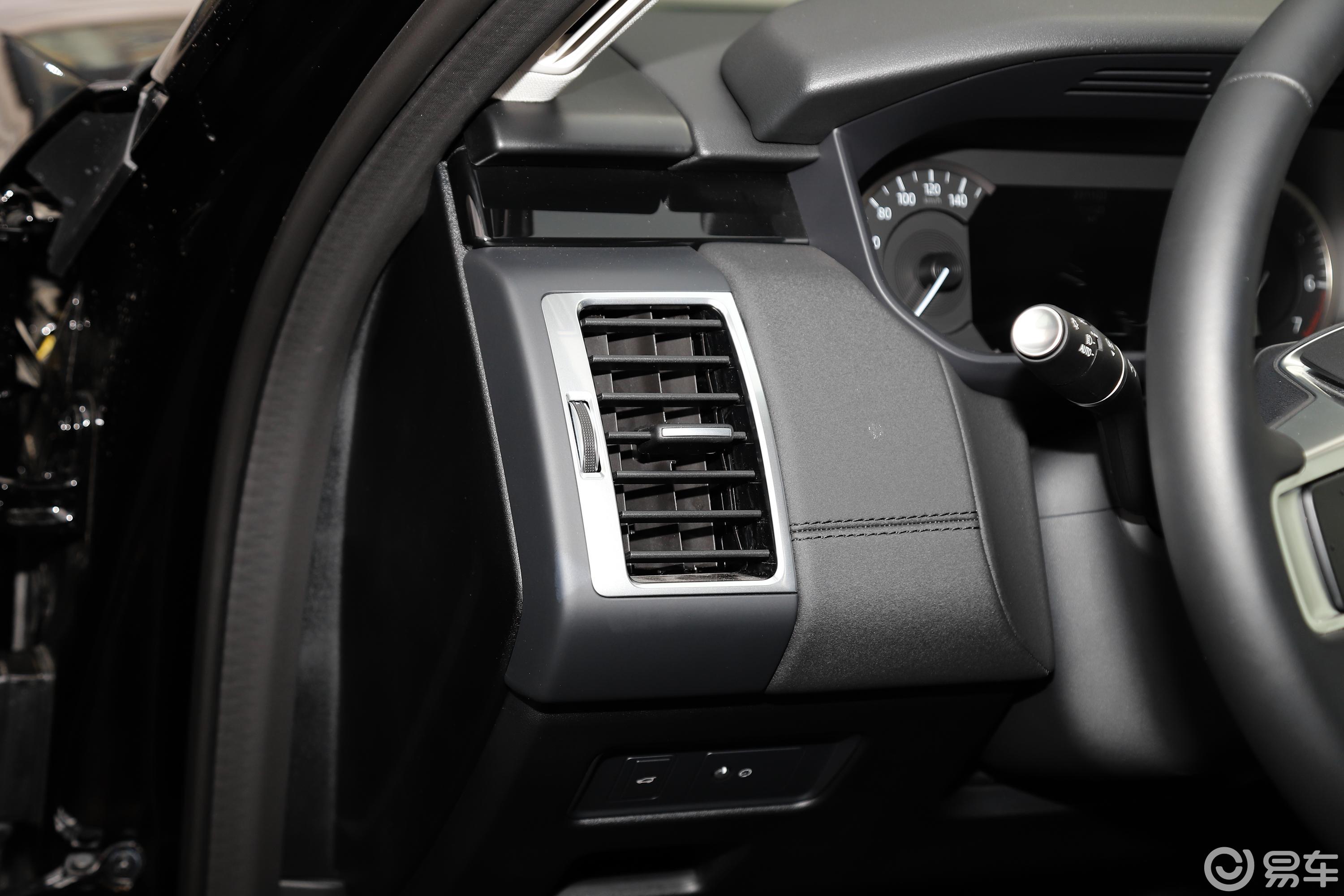 【发现改款 2.0T 300PS S内饰图片-汽车图片大全】-易车