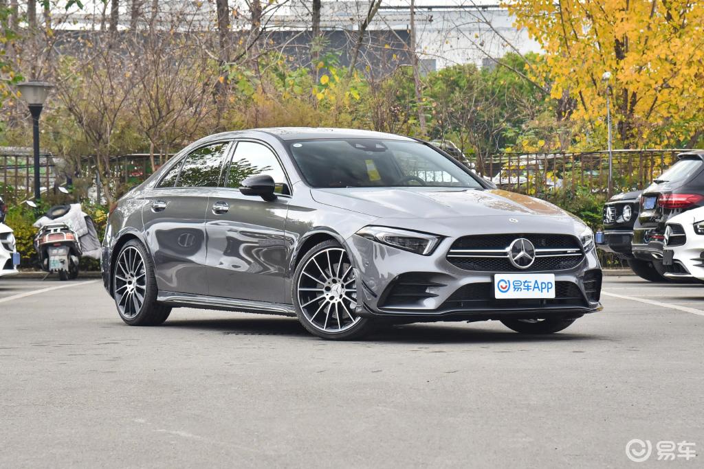 【奔驰奔驰A级 AMG2023款AMG A 35 L 4MATIC】报价_图片_-参数_易车