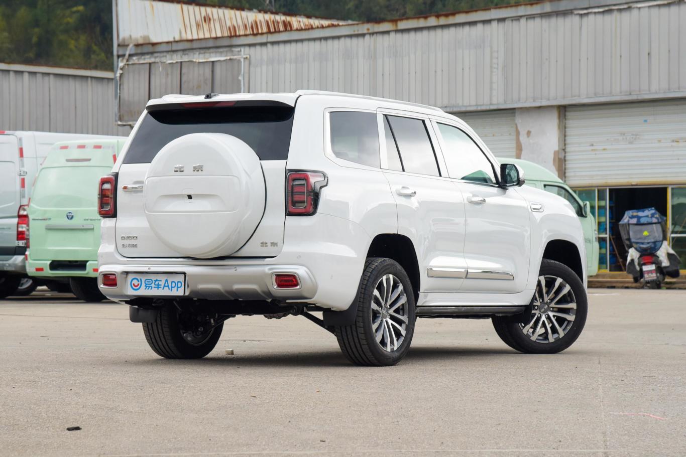 【北京越野BJ602.0T 十一版 5座 汽油侧后45度车头向右水平图片-汽车图片大全】-易车