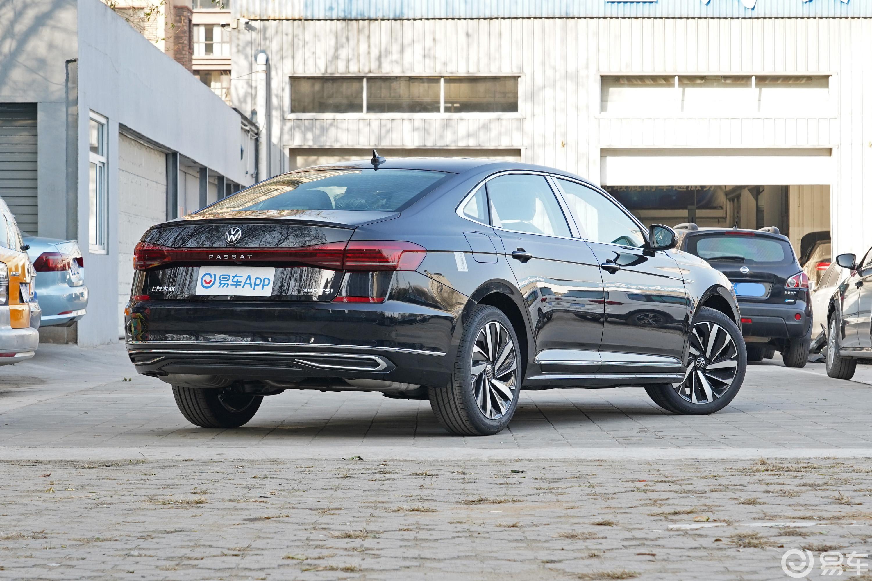 【帕萨特380TSI 旗舰版侧后45度车头向右水平图片-汽车图片大全】-易车
