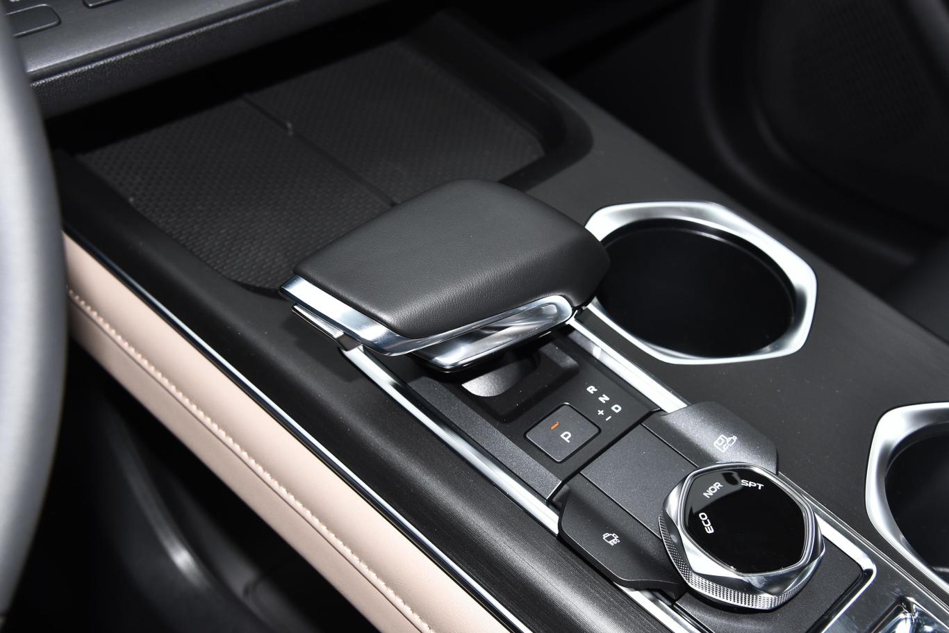 【长安CS55PLUS第二代 1.5T 双离合尊贵型换挡杆图片-汽车图片大全】-易车