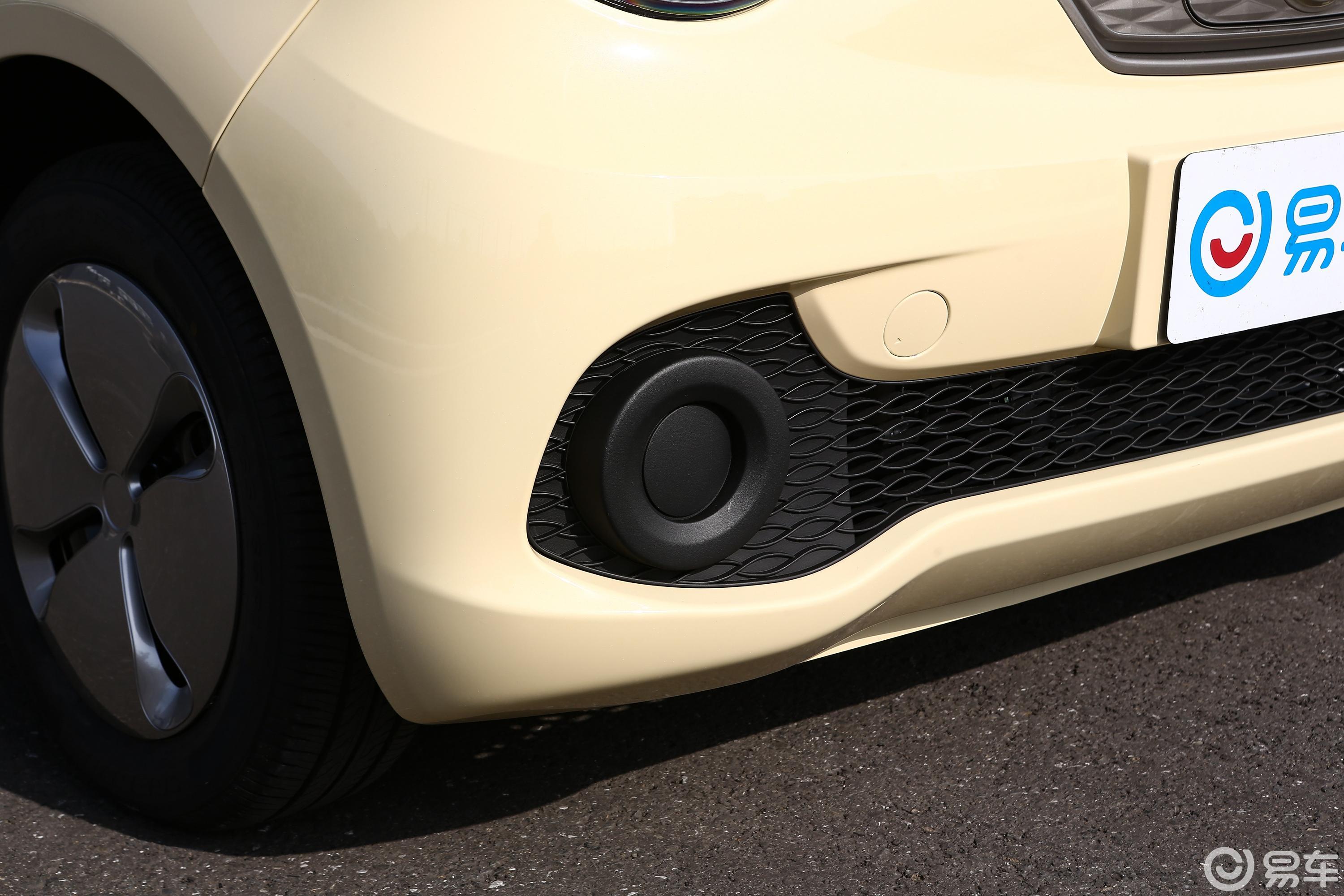 【华晨新日i03170km 尝鲜版外观细节图片-汽车图片大全】-易车