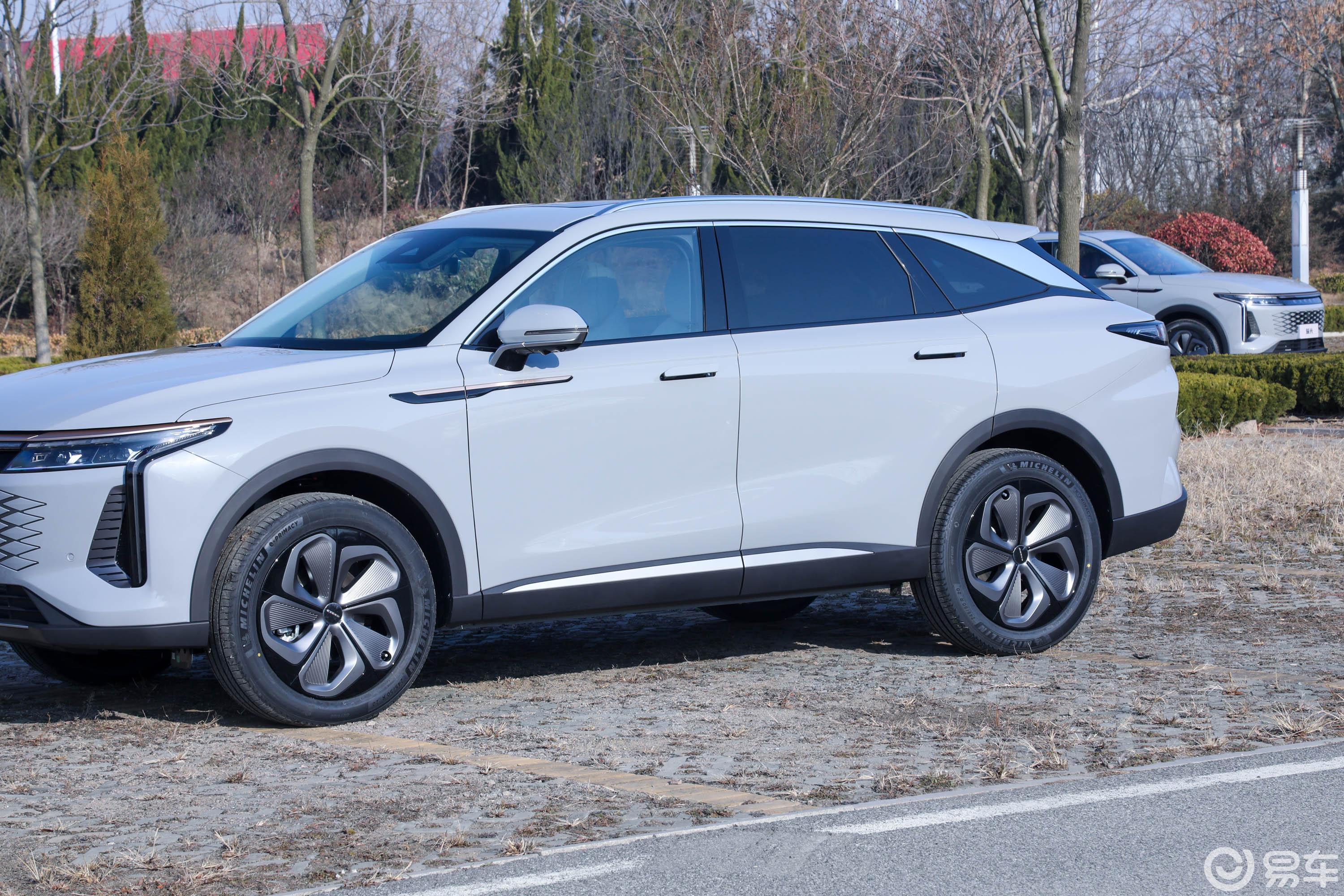 【星途瑶光400T 双离合四驱奢享版外观细节图片-汽车图片大全】-易车