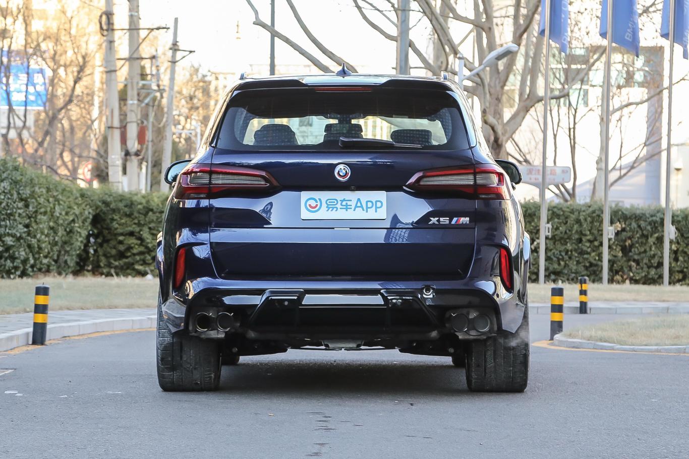 【宝马X5 M50周年版 X5 M正后水平图片-汽车图片大全】-易车