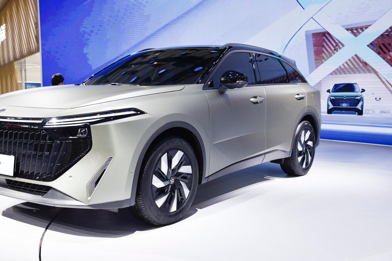 【启辰大V DD-i超混动1.5T 110km iT版外观图片-汽车图片大全】-易车