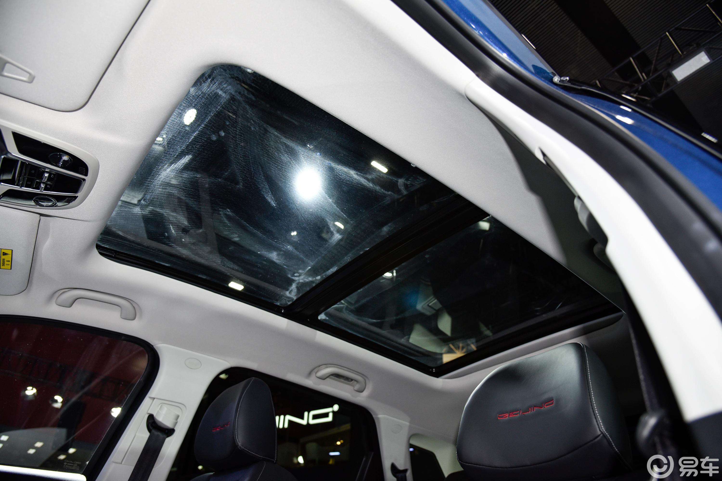 【北京X71.5TD 尊享＋内饰图片-汽车图片大全】-易车