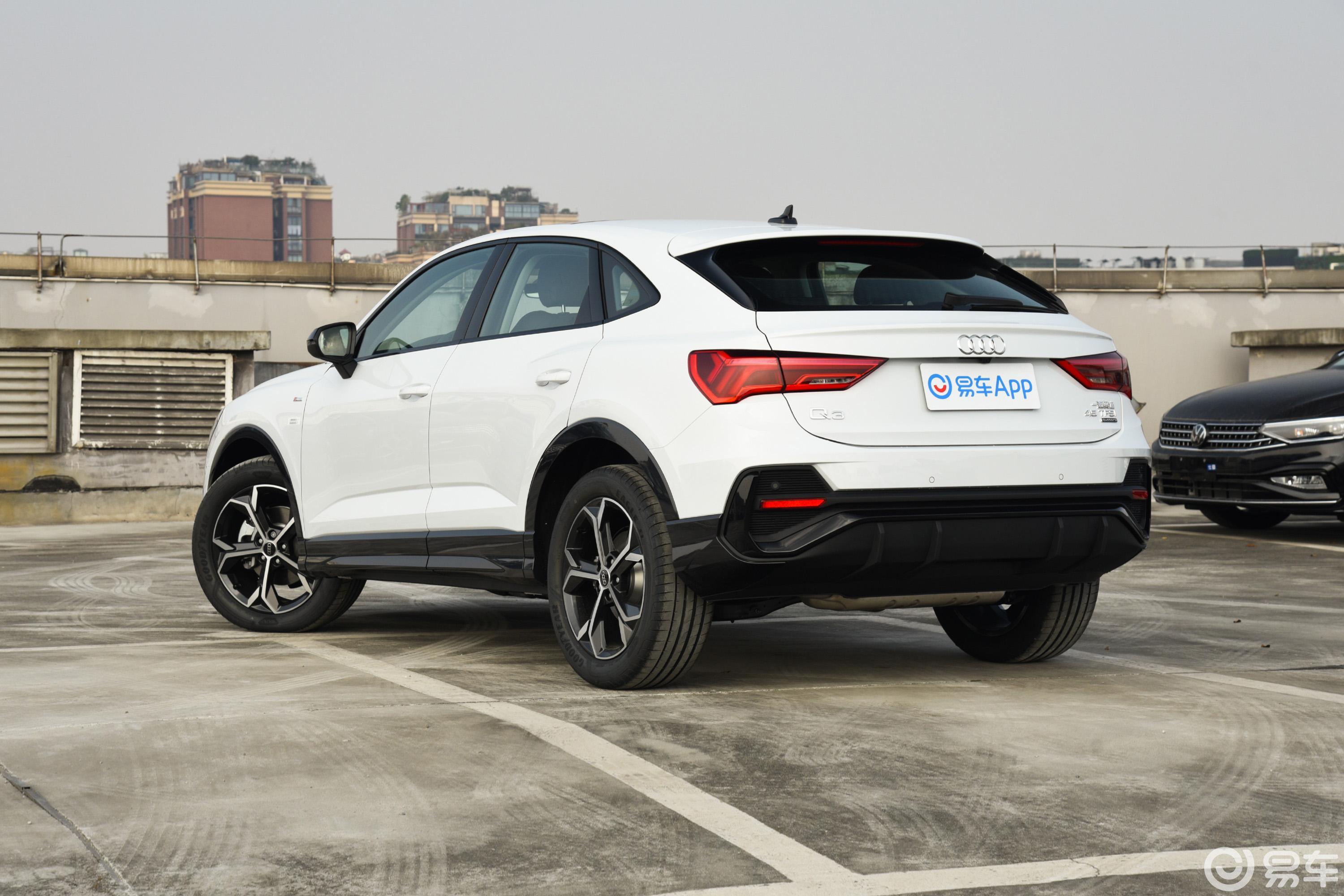 【奥迪Q3 Sportback45 TFSI quattro 时尚型侧后45度车头向左水平图片-汽车图片大全】-易车