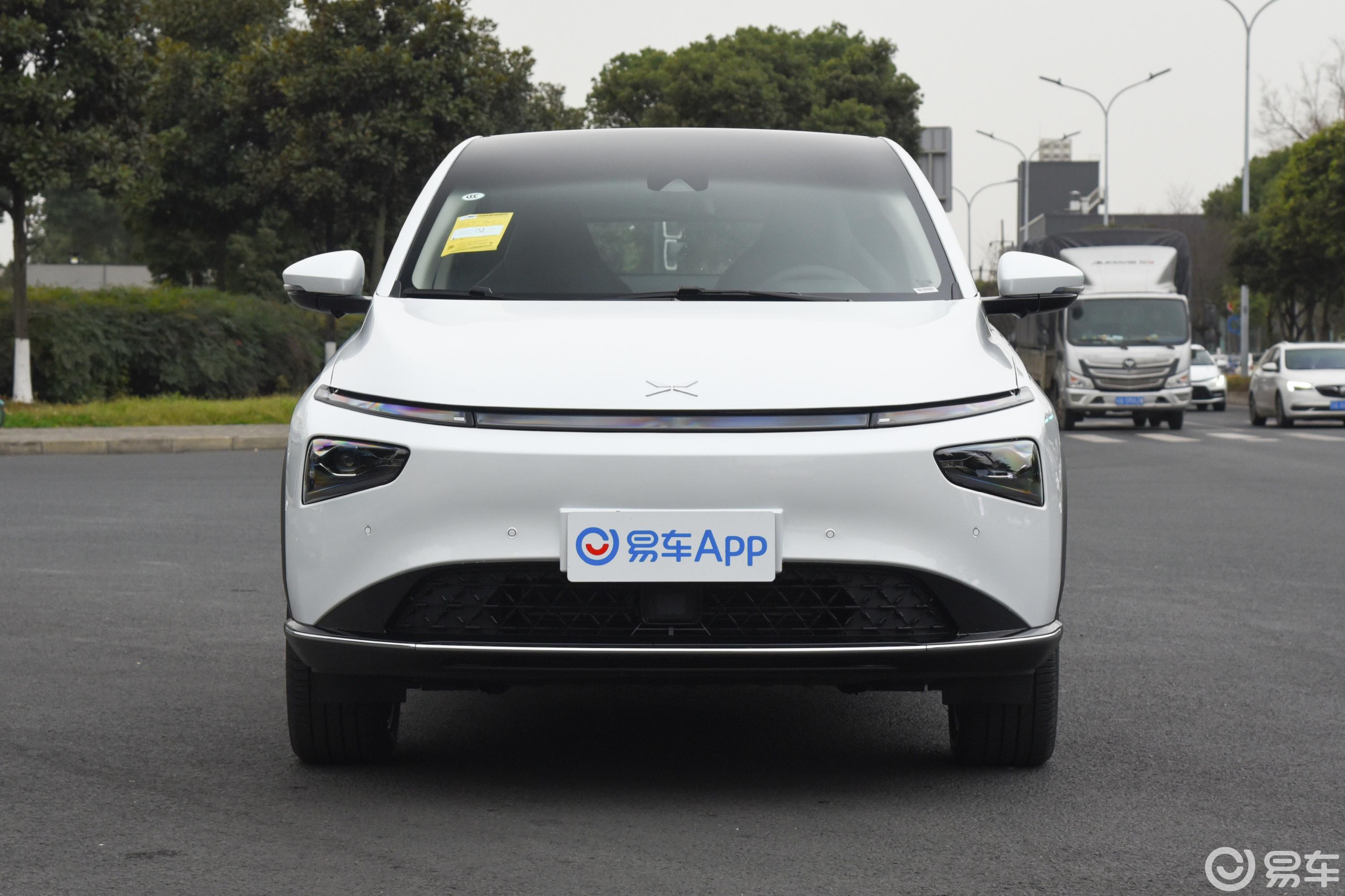 【小鹏G3G3i 460N+正前水平图片-汽车图片大全】-易车