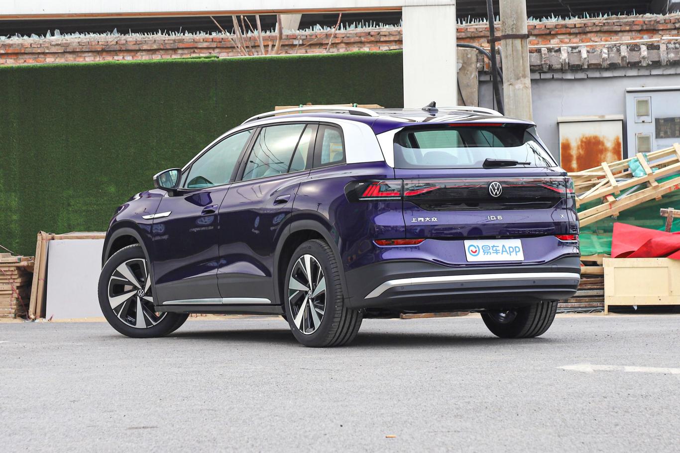 【ID.6 X617km 极智长续航版 7座侧后45度车头向左水平图片-汽车图片大全】-易车