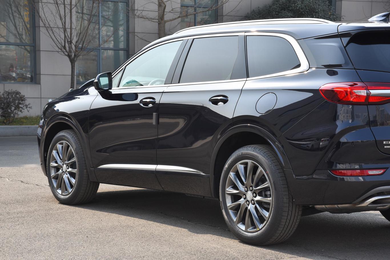 【昂科旗652T 四驱尊贵型 7座外观细节图片-汽车图片大全】-易车