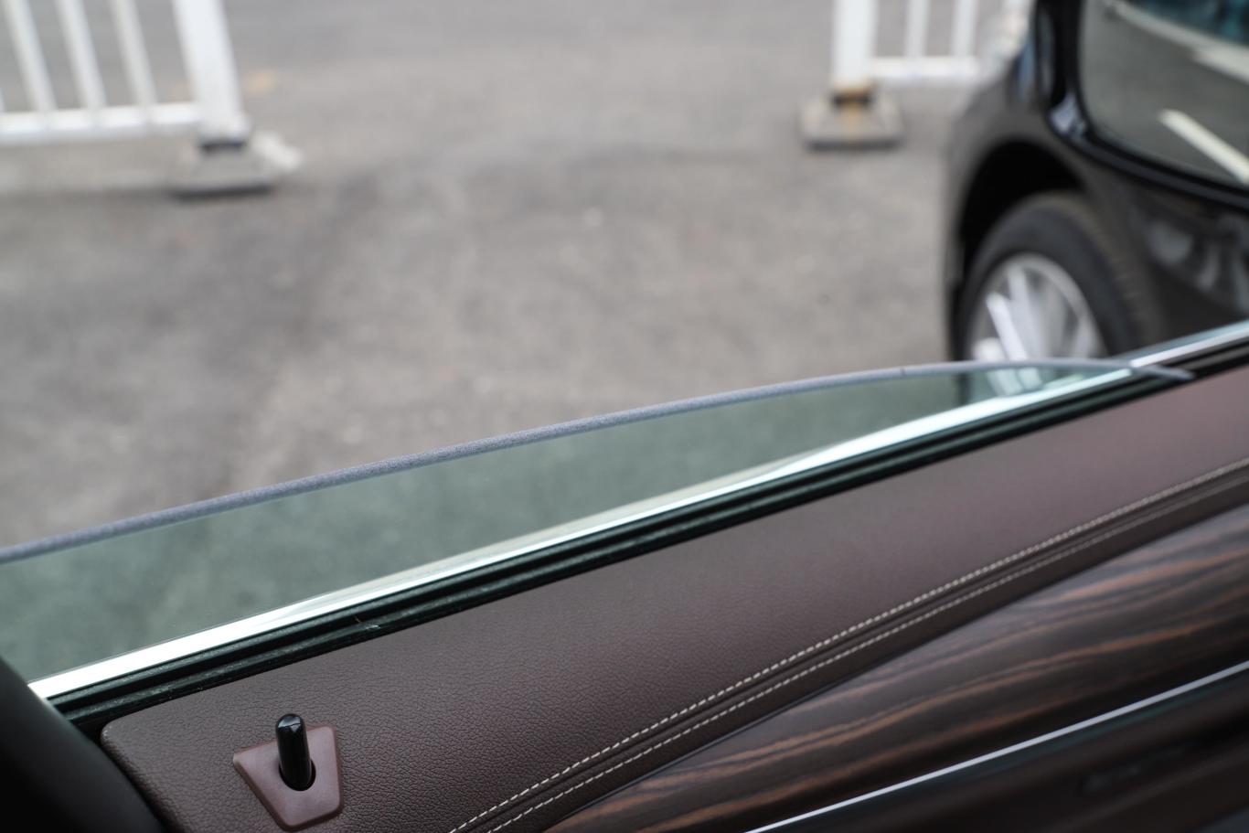 【宝马5系530Li 尊享型 豪华套装主驾驶位图片-汽车图片大全】-易车