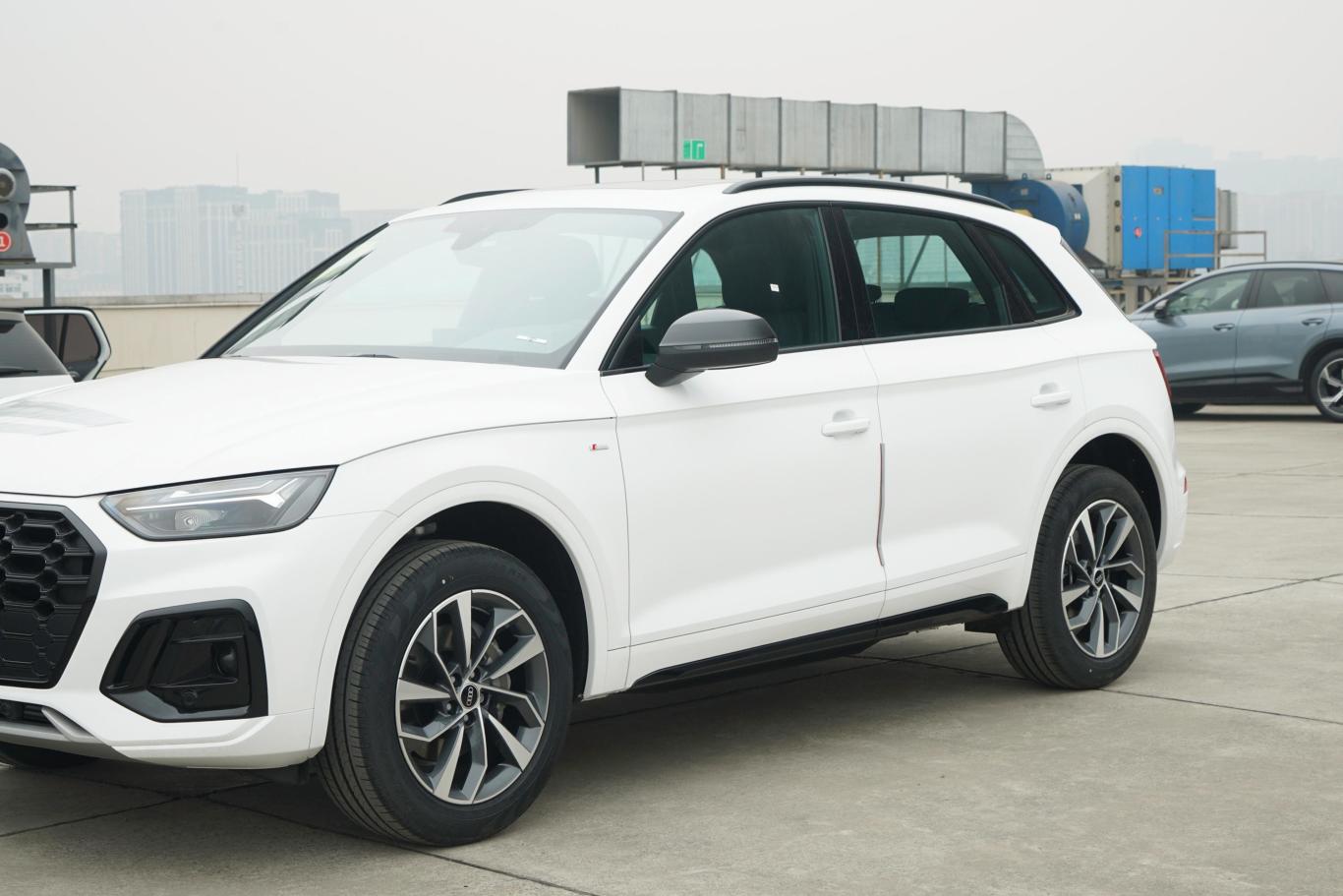 【奥迪Q5L40 TFSI 豪华动感型外观细节图片-汽车图片大全】-易车