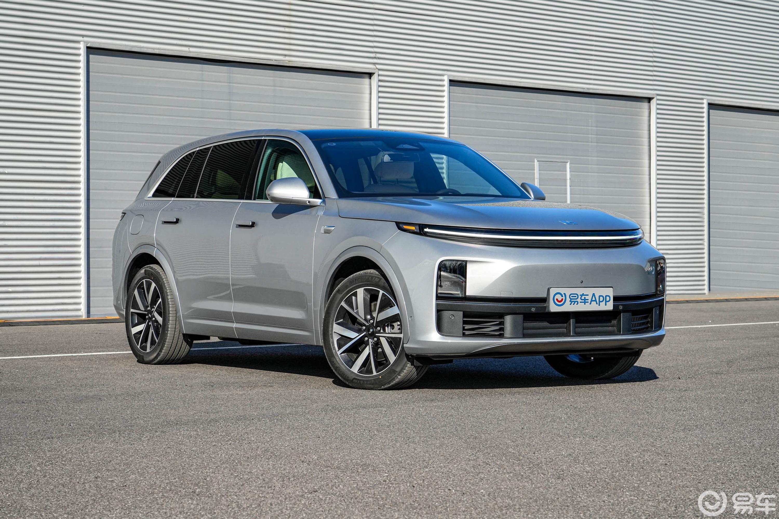 【理想L7L7 Pro版侧前45度车头向右水平图片-汽车图片大全】-易车