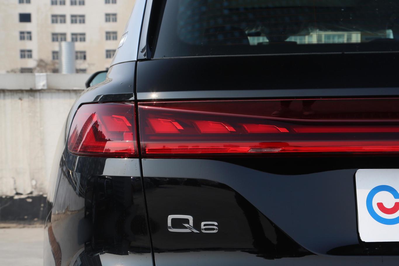 【奥迪Q645 TFSI quattro Roadjet 齐云型 羽林套装 7座外观灯组图片-汽车图片大全】-易车