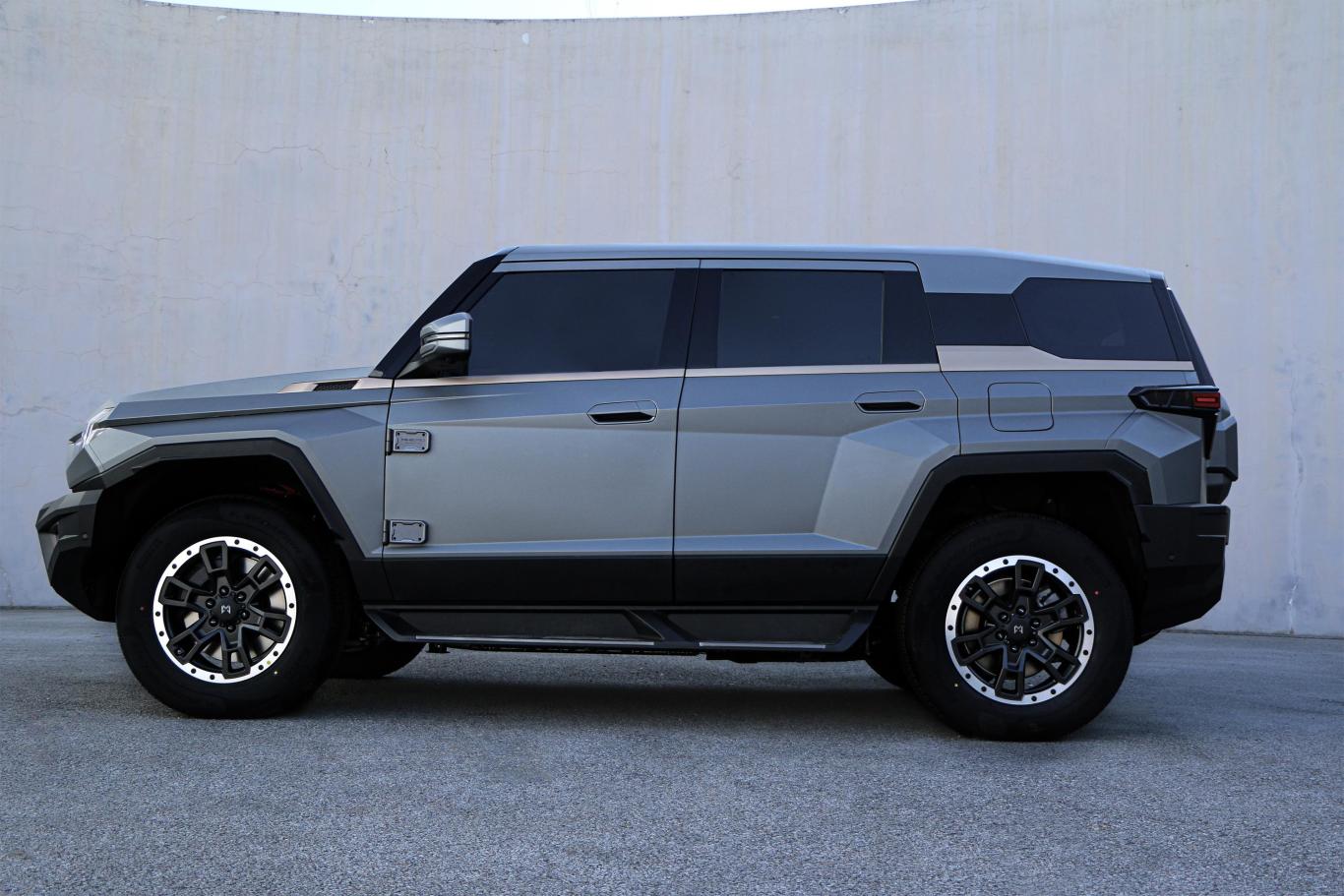 【猛士917增程式 156km 创始版图片-汽车图片大全】-易车