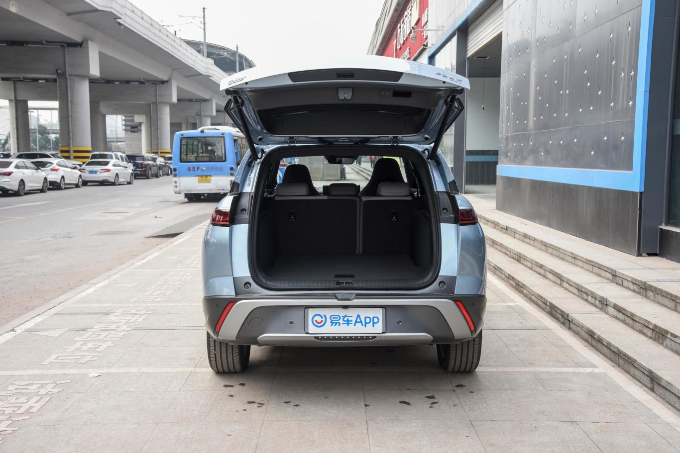 【护卫舰07DM-p 1.5T 175km 四驱旗舰型后备厢图片-汽车图片大全】-易车