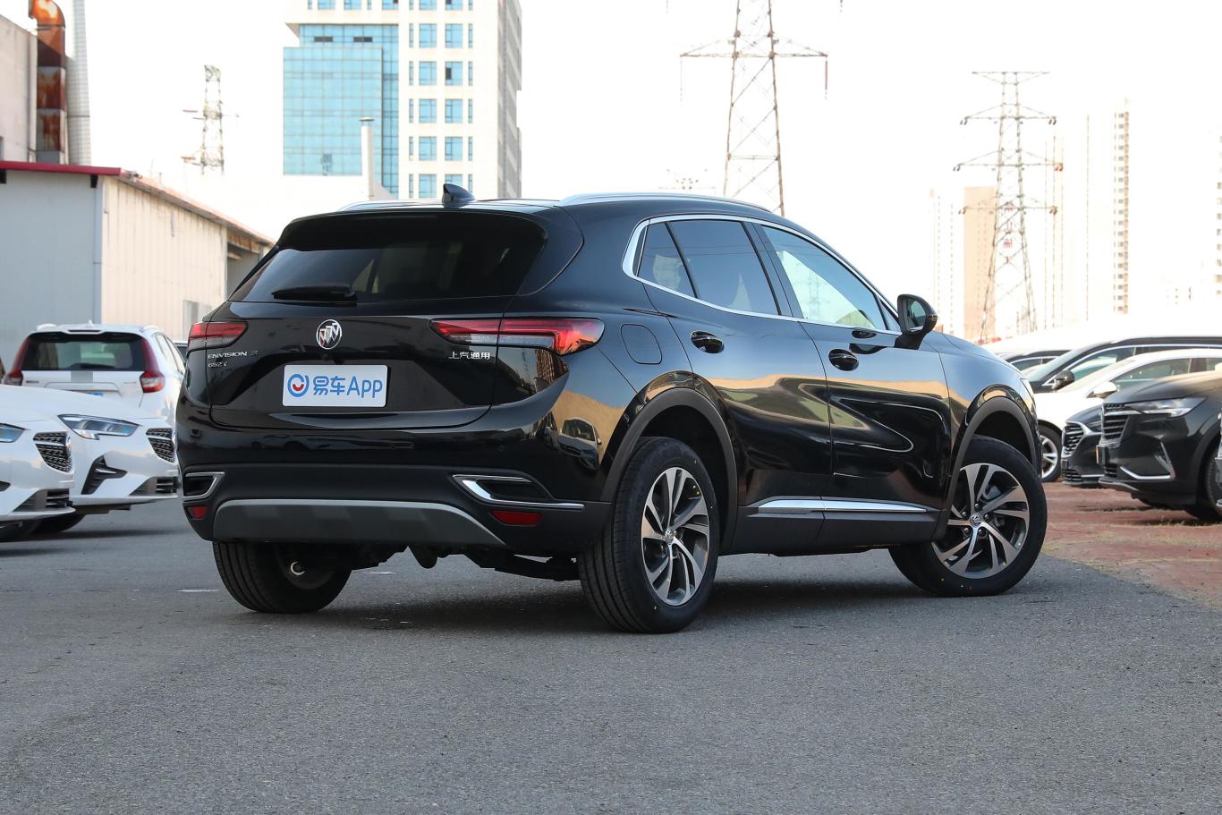 【昂科威昂科威S 652T 两驱豪华型侧后45度车头向右水平图片-汽车图片大全】-易车